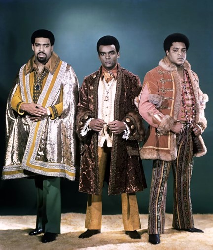 In Memoriam: Rudolph Isley, Dwight Twilley, more