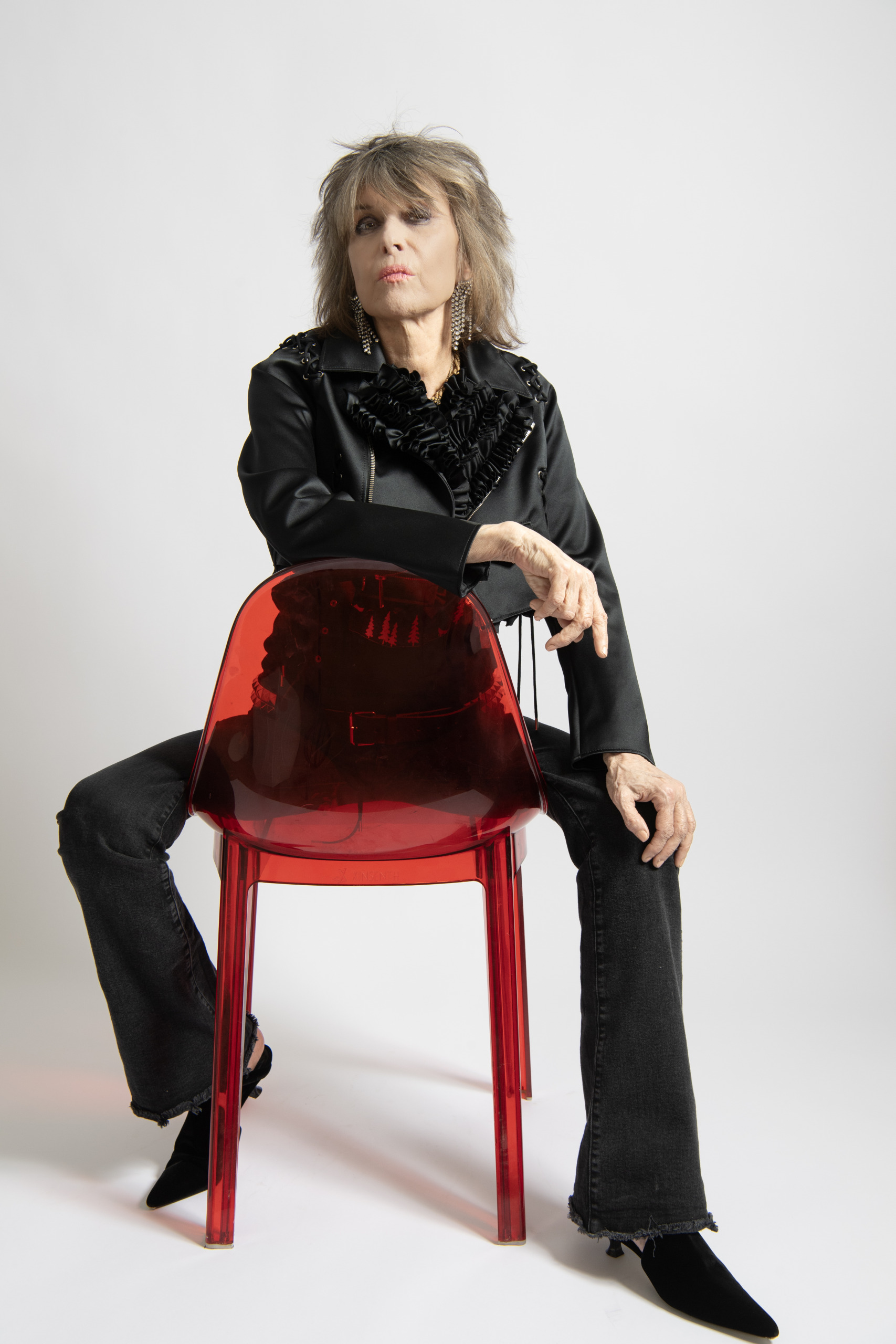 Chrissie Hynde enlists an eclectic set of collaborators for her ...