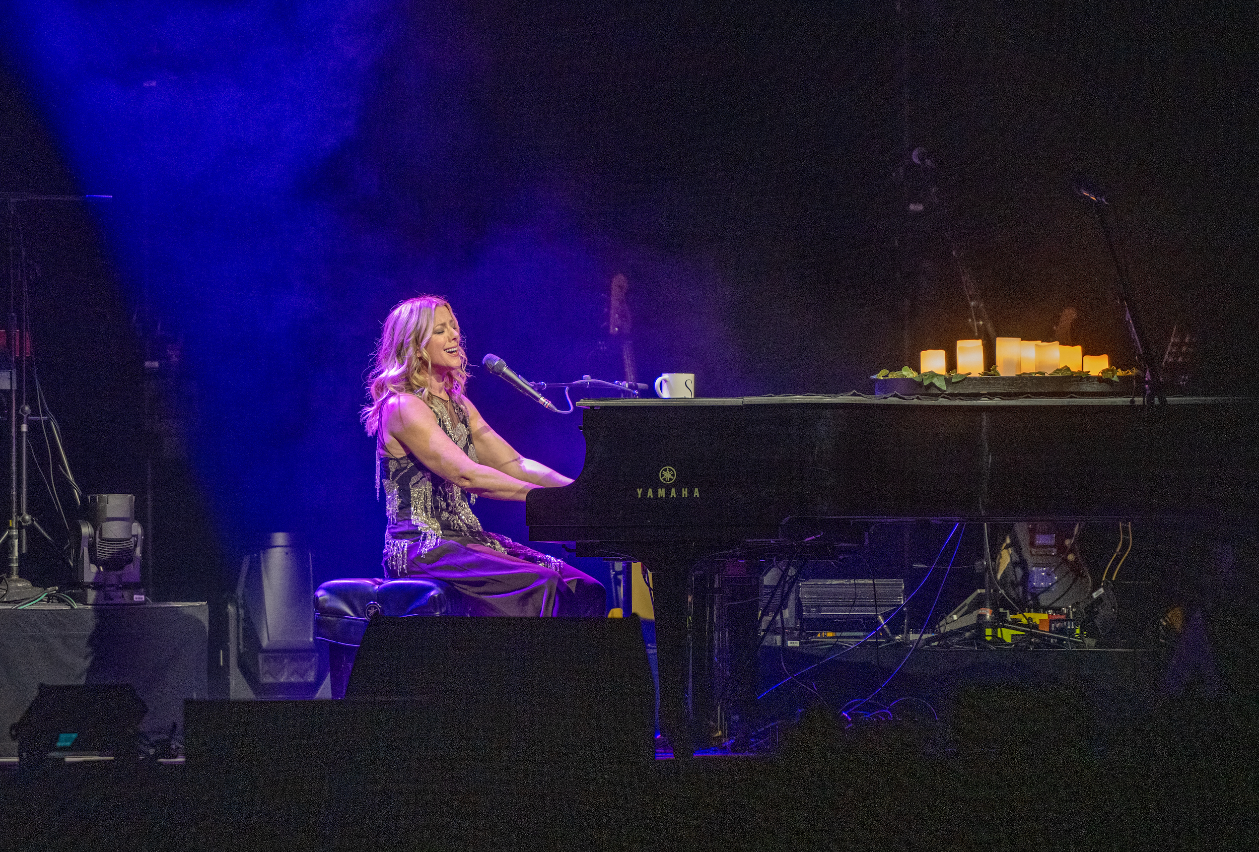Sarah McLachlan spreads love and positive vibes at The Met in Philadelphia